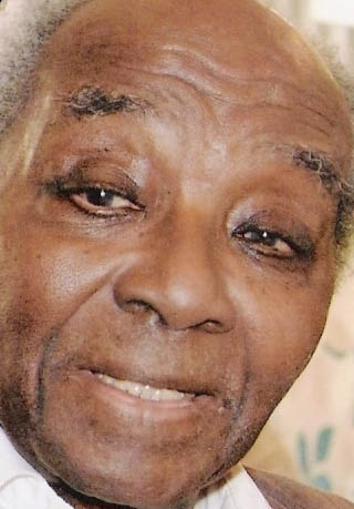 Explorations Critiques: Sur des écrivains haïtiens